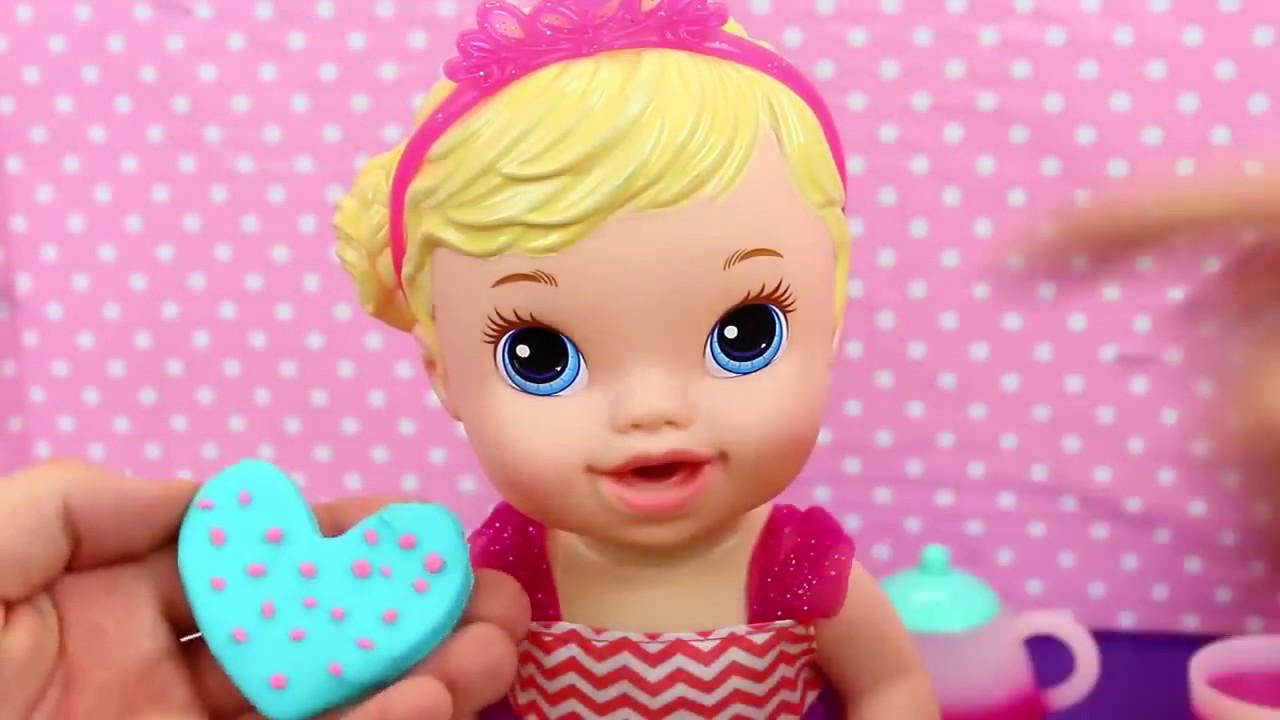 BABY ALIVE teacup Baby doll Surprise DIY Play doh cookies Baby alive ...