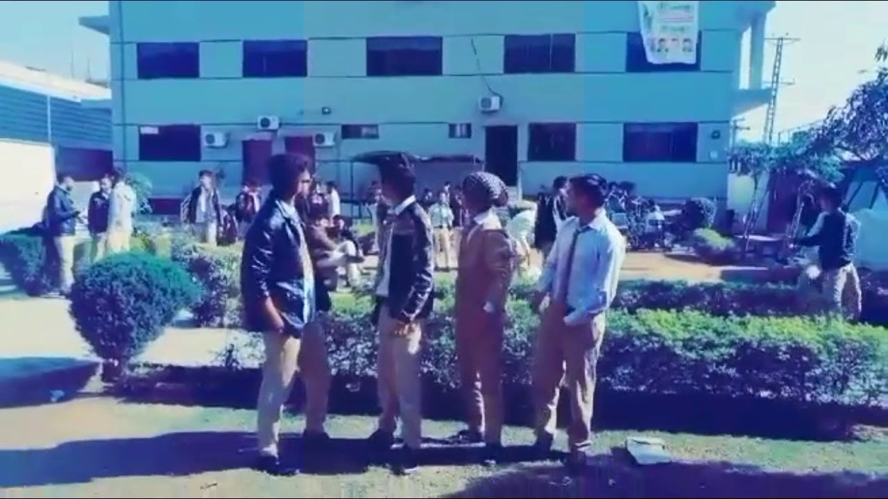 Pakistani Funny Tik Tok college video - YouTube