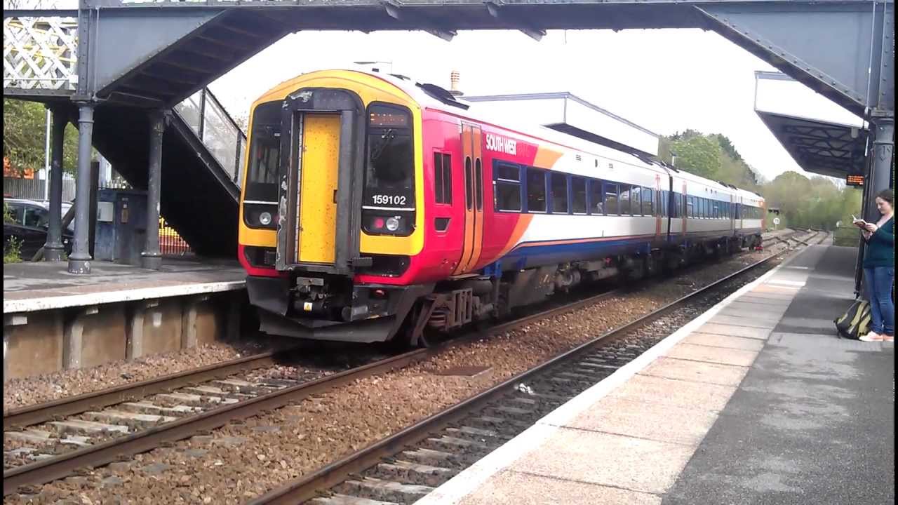 SWT Class 159 159102 arriving at Warminster Railway Station, 14/5/2012 ...