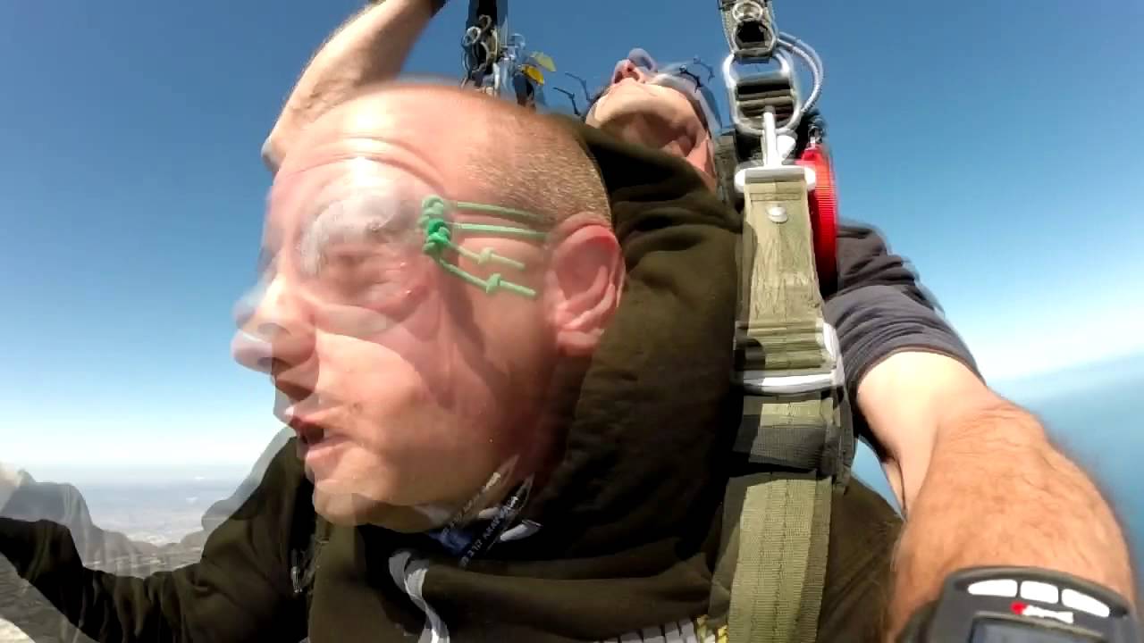 David Swann at Coastal Skydive - YouTube