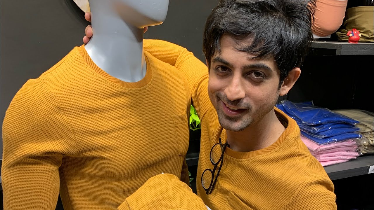 CINNAMON WAFFLE POCKET TEE - YouTube