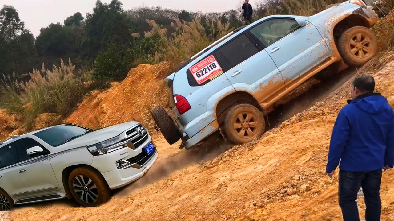Lexus GX470 4.7L V8 vs Land Cruiser VXR 5.7L V8 Off-road Driving ...