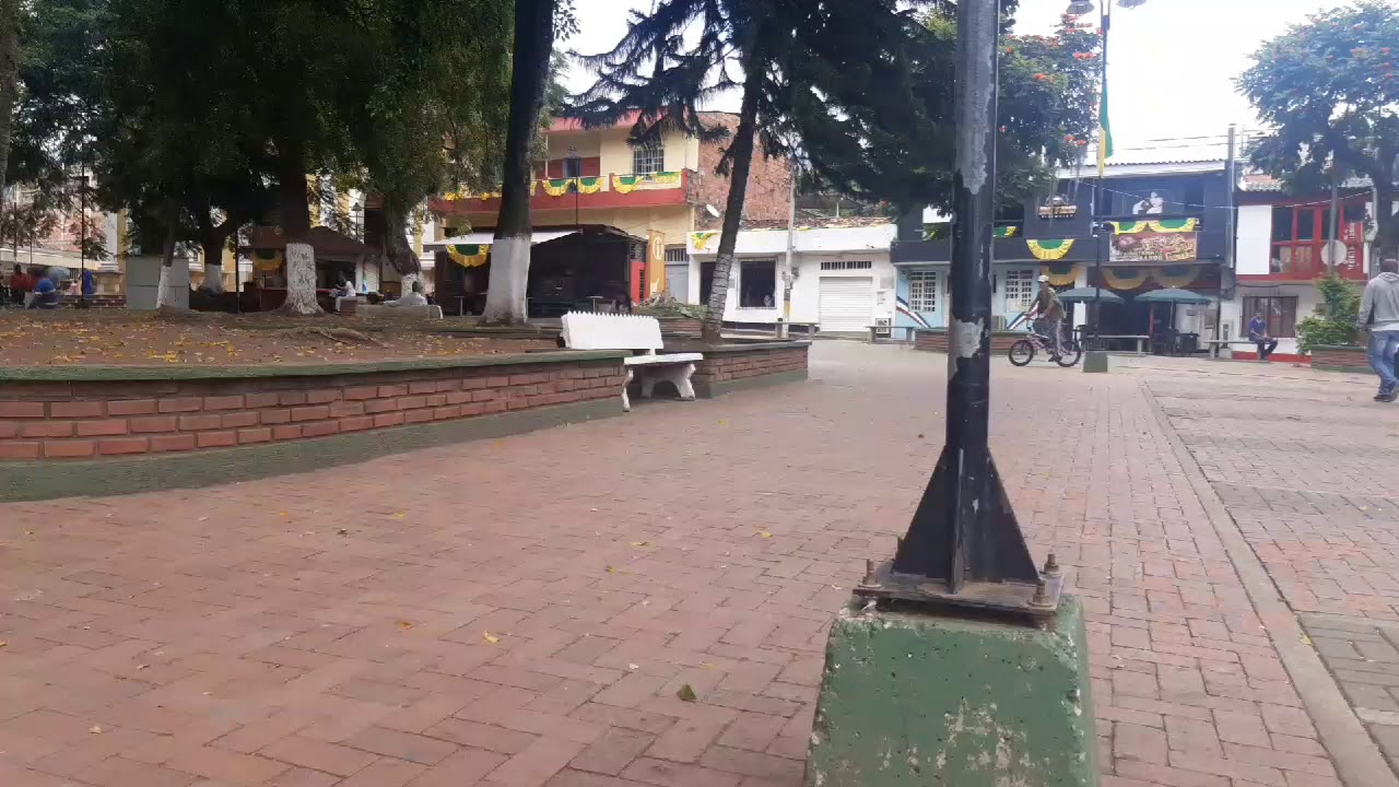 SHORT STREET CLIP - YouTube