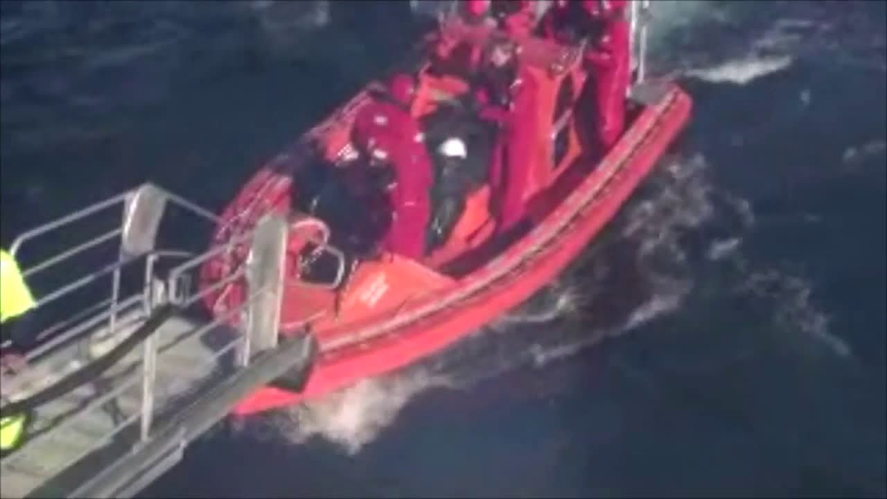 Undertun crew transfer gangway at sea - YouTube