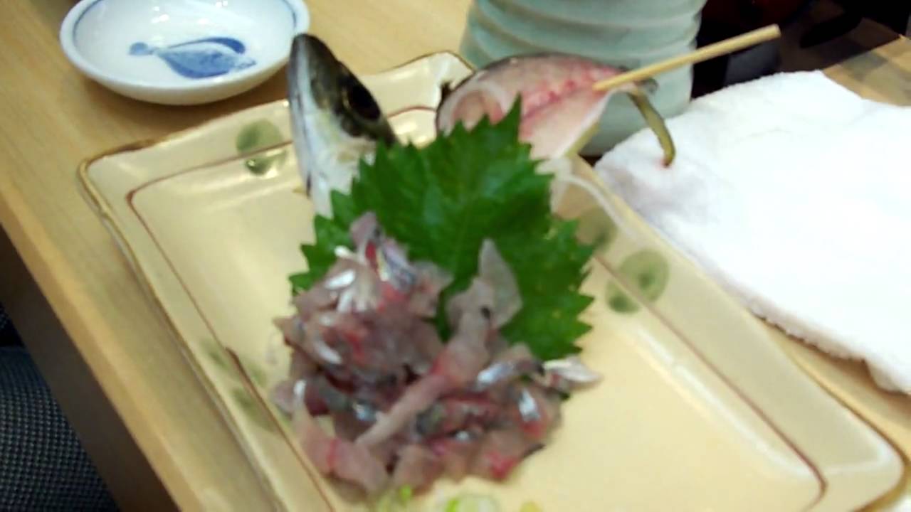 Sushi - Eating Fish (Aji) that is Still Alive and Still Trying to ...