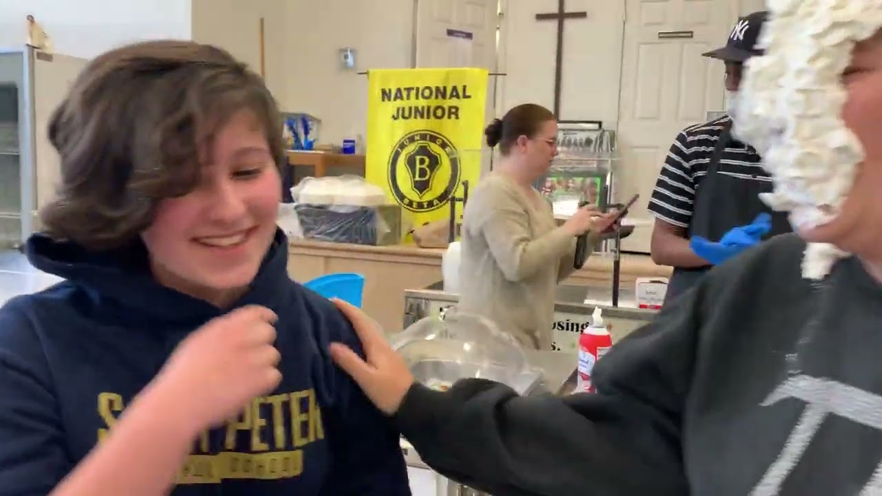 Pi Day Winner Pies Teacher - YouTube
