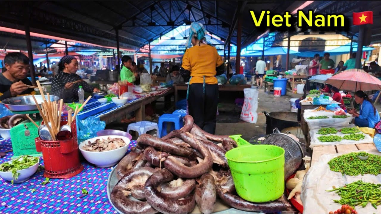 Vietnam's Hidden Village Market - Sin Cheng Market Experience In ...
