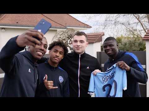 ESTAC X AMPLIVOLT : UNE LIVRAISON À DOMICILE SPÉCIALE ! - YouTube