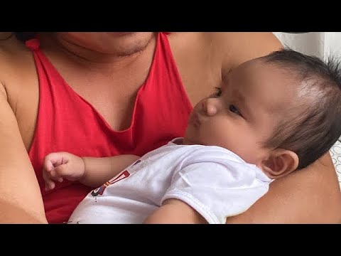 Baby enzo full breastfeeding