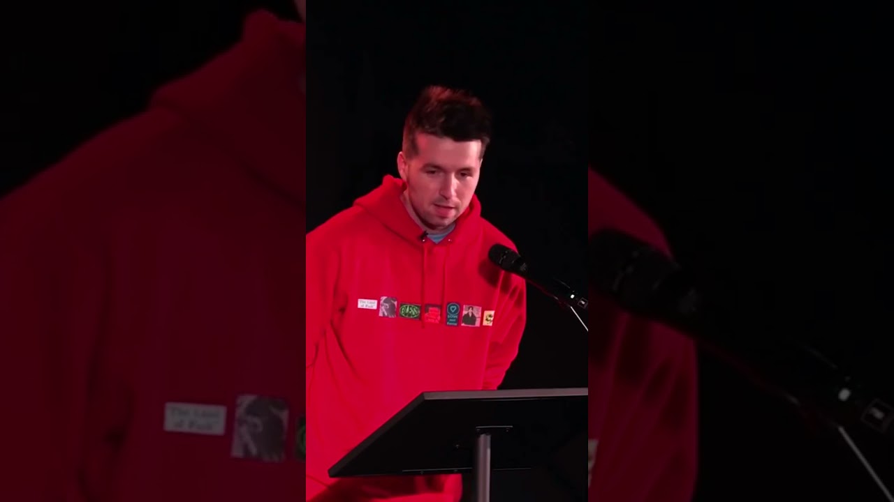 CALLUX SLIDES INTO TALIA MAR'S DM'S