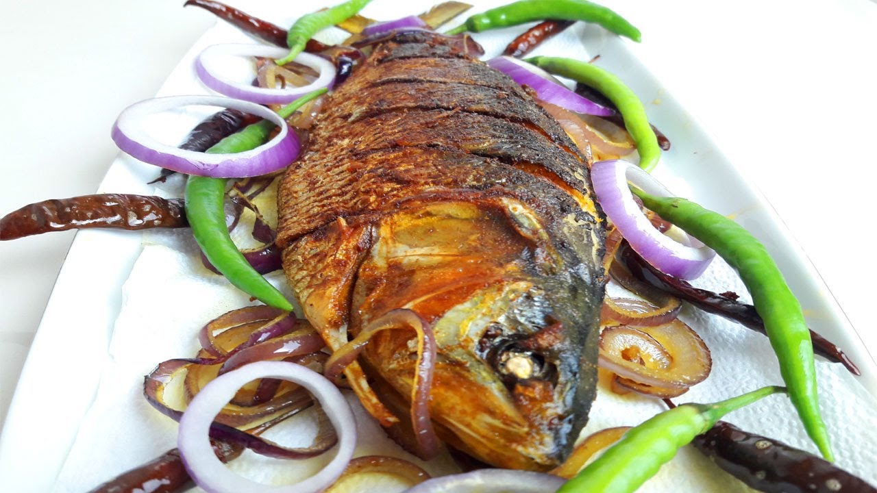 আস্ত ইলিশ ফ্রাই রেসিপি।Hilsa Fish Fry।Big Hilsa Fish Ilish Fry।বৈশাখ ...