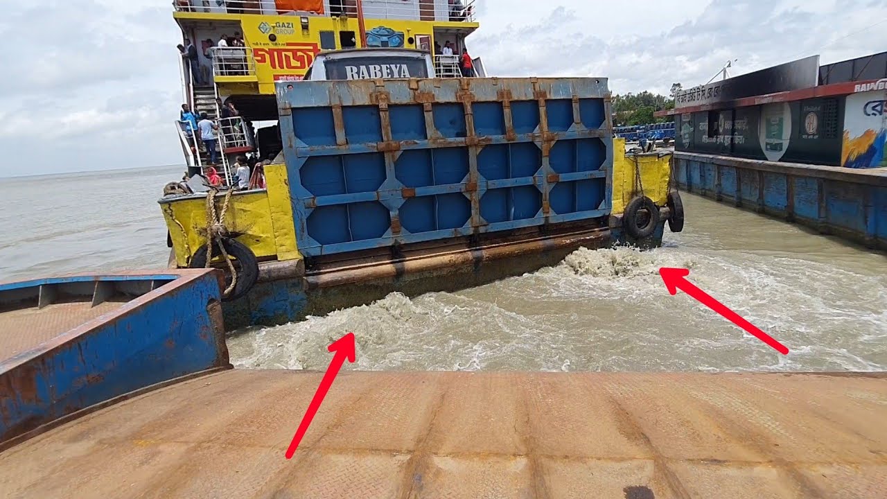 Ferry engine power Ferry left the wharf - YouTube