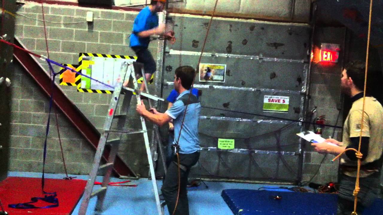 Wallnuts summer camp obstacle course - YouTube