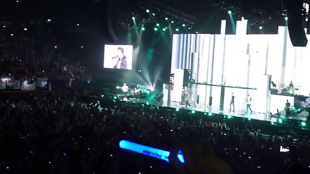 One Direction TMH Milan, Italy - Harry and Zayn speaking and ONE THING ...