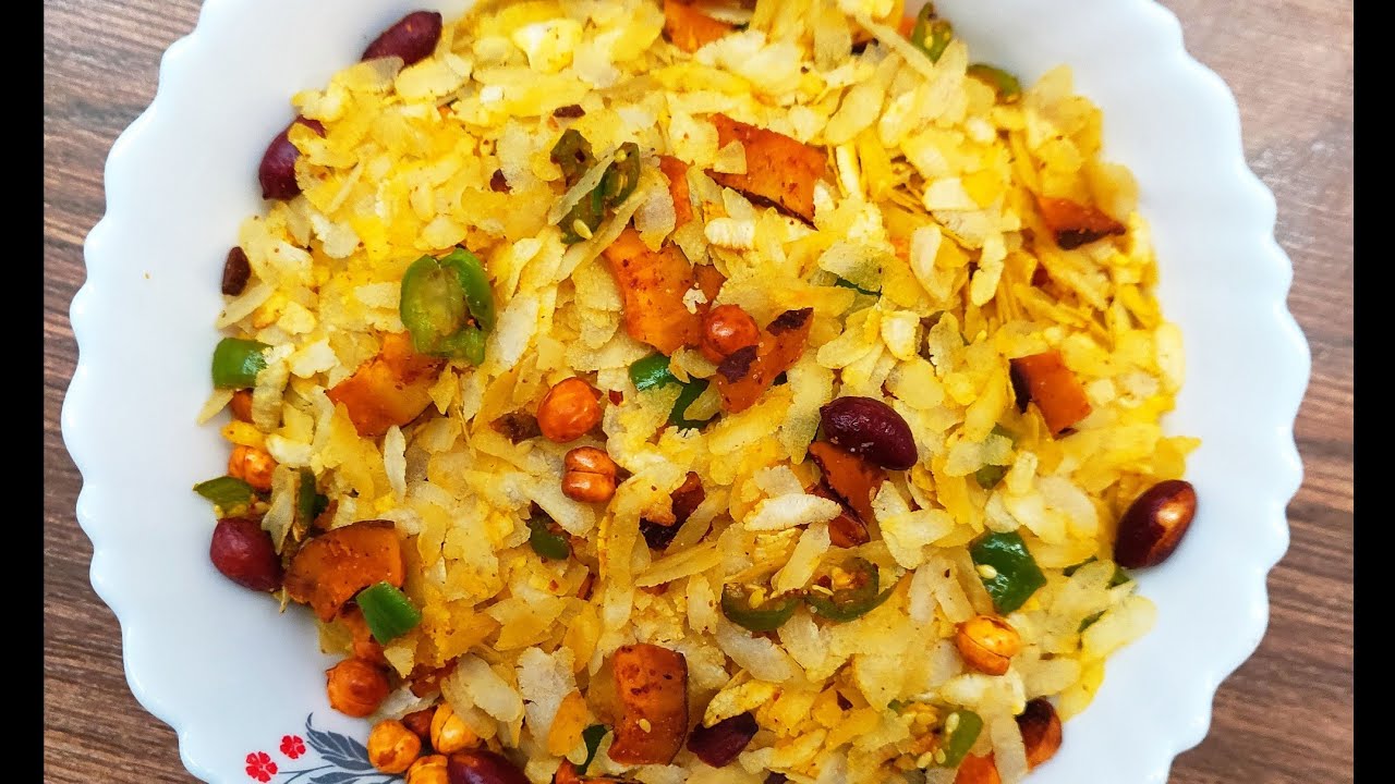 Healthy Poha Chivda recipe! पोहा चिवड़ा! - YouTube