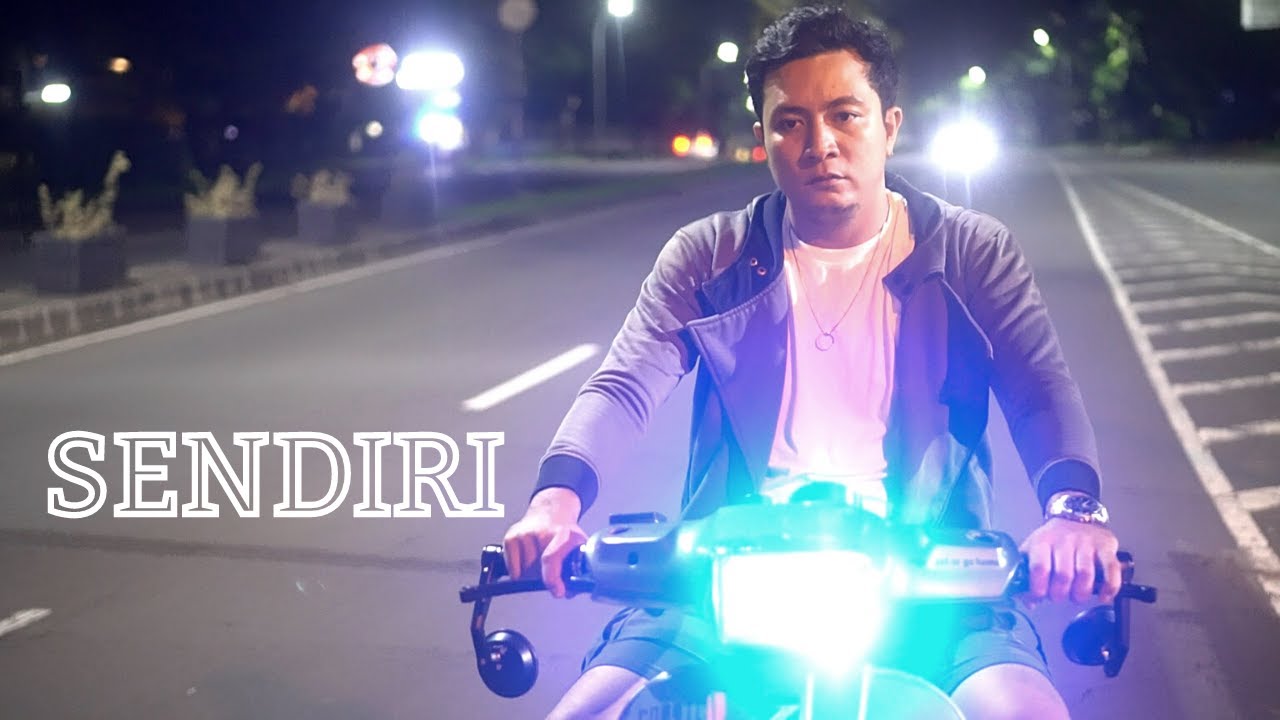 Sendiri - (Official Video Lyric) - YouTube