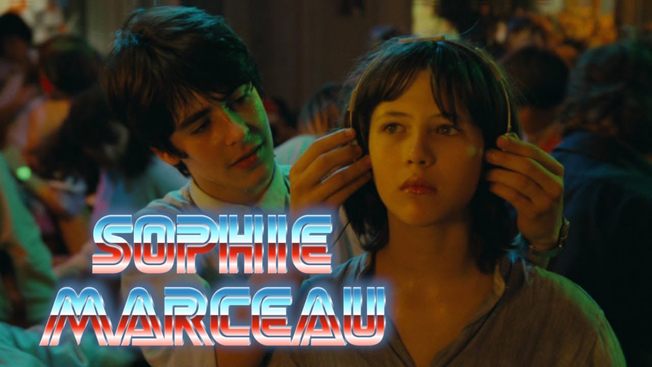 【Nostalgia Waves】Sophie Marceau - La Boum (Hommage Retrowave) - YouTube