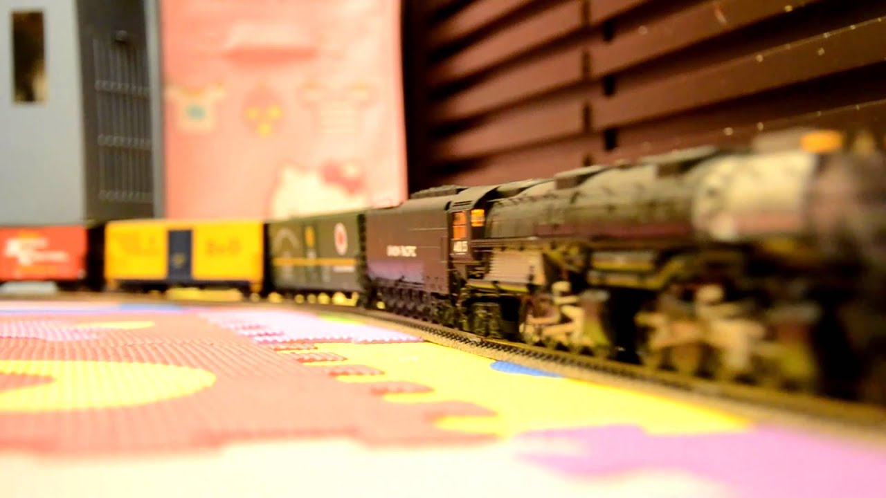 Trix Big Boy 22599 - YouTube