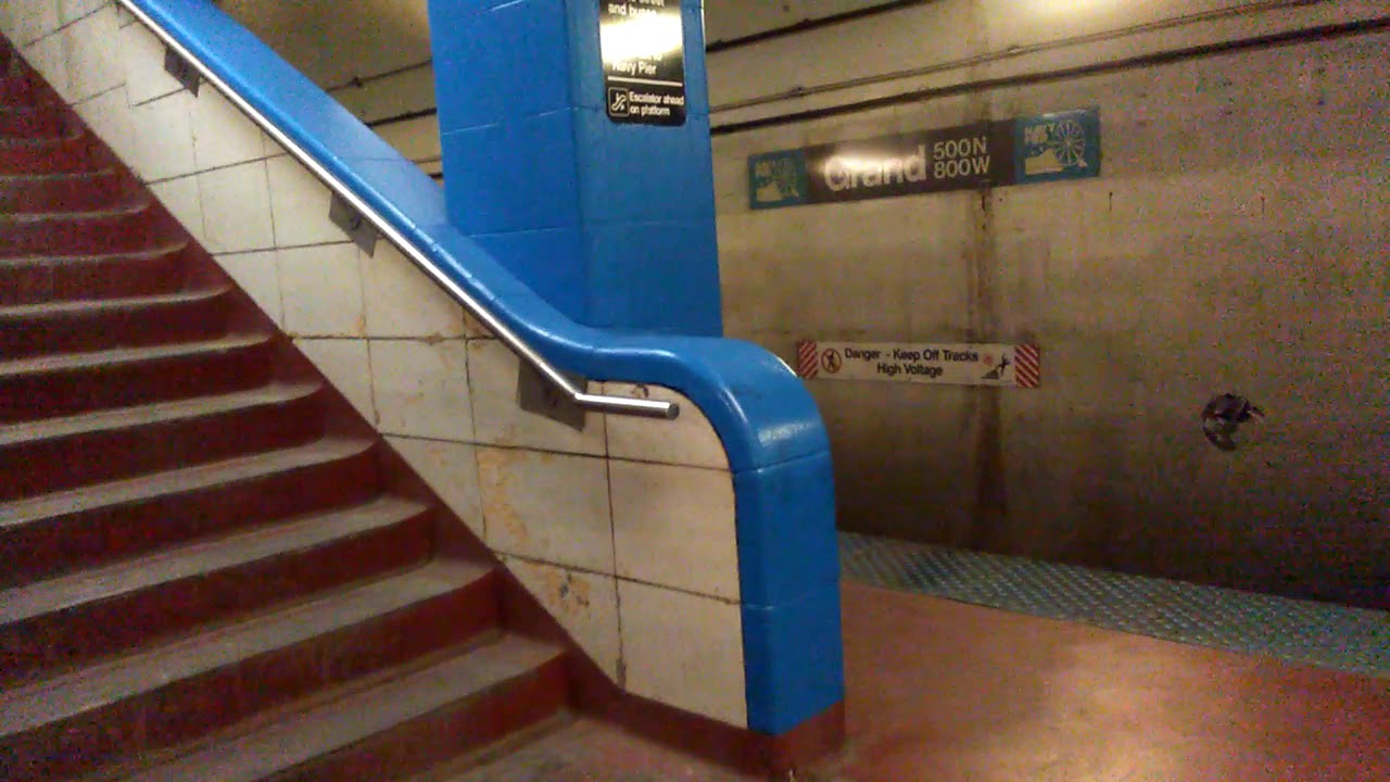 Grand Blue Line Station 3/18/2018 - YouTube