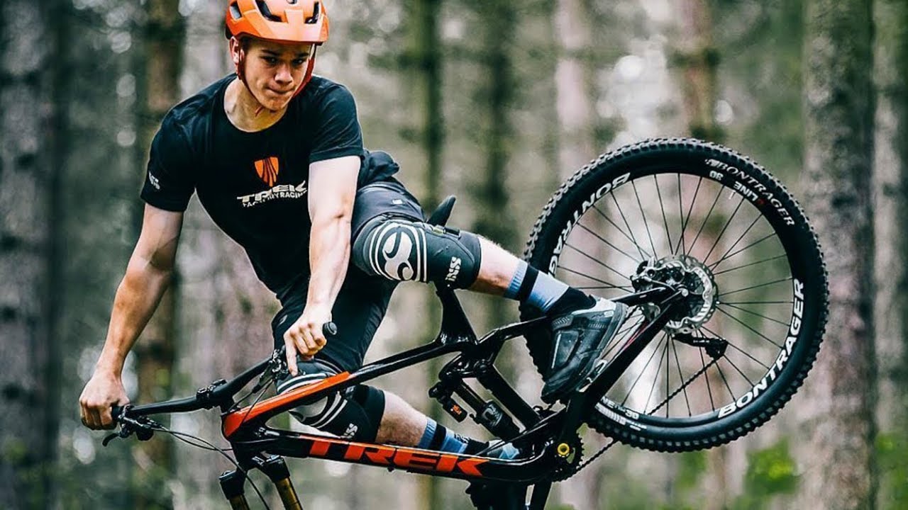 Kade Edwards - Flat Out WHIPS & MANUALS - MTB at Grenoside Woods - YouTube