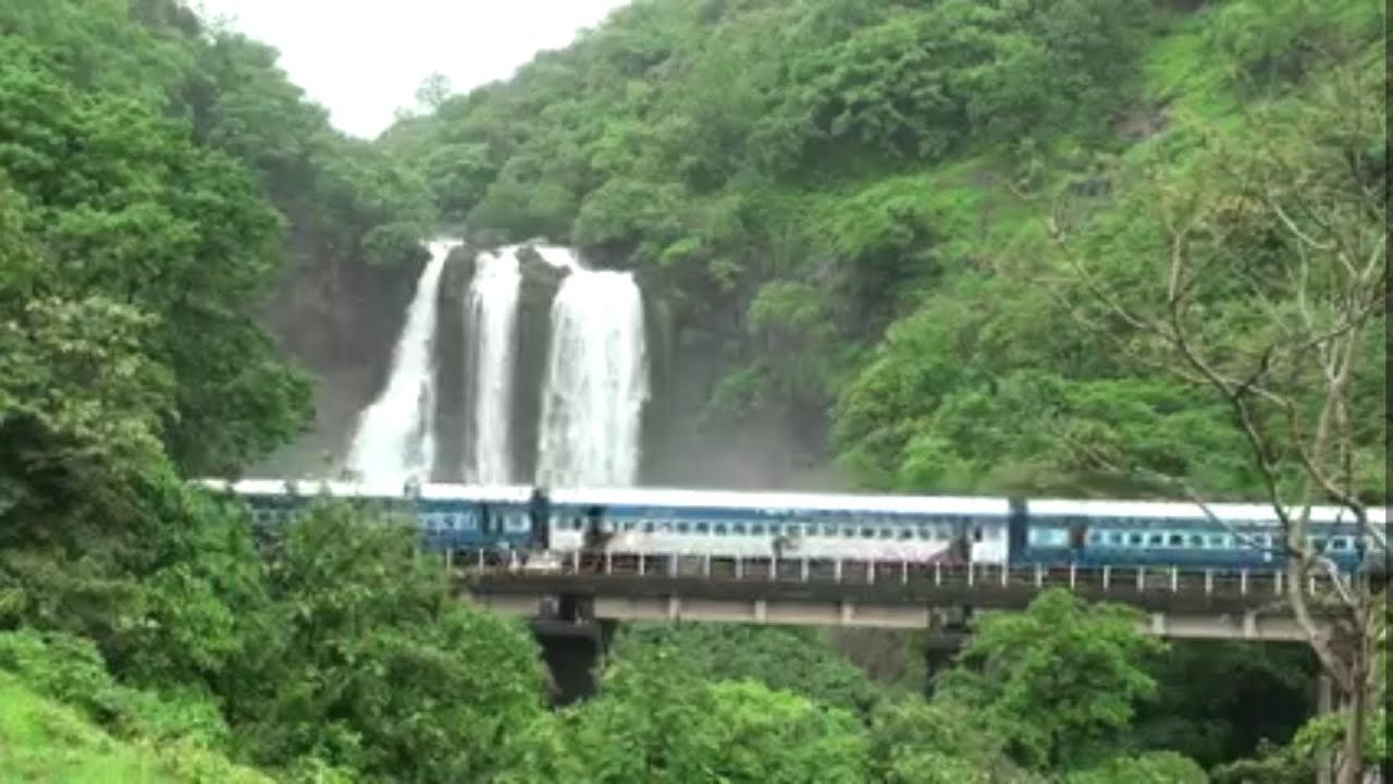 Train Crossing Through Dhoodh Sagar Waterfall I Goa I Breathtaking View ...