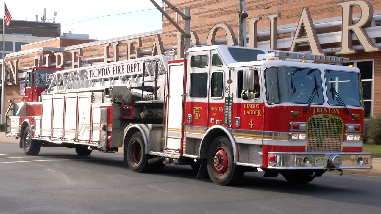 Trenton Fie Department South Battalion, Ladder 4 & Rescue 1 Responding ...