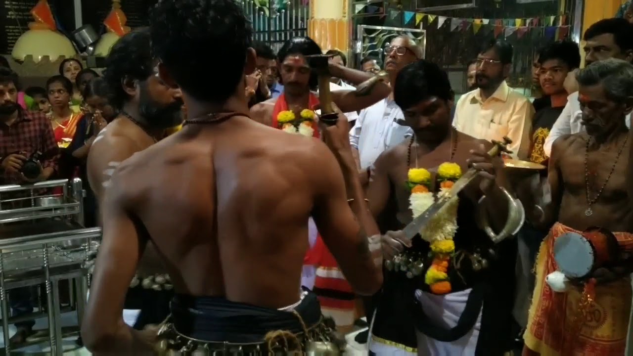 Ayyappan Vilakku Pooja - 2019 Part 1 (Makar Sankranti velichappadu ...