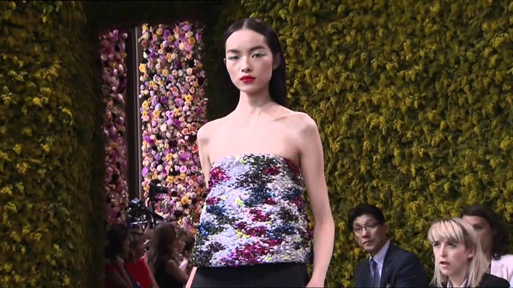 Christian Dior Haute Couture AI 2012/13 - YouTube