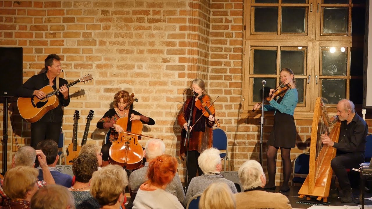 "Drowsy Maggie" North Atlantic Bridge - YouTube