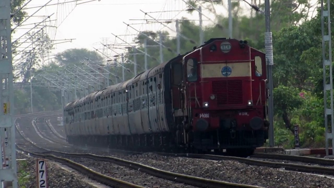 15648 GHY-LTT Express (via MLDT) with twin red ET WDM-3A - YouTube