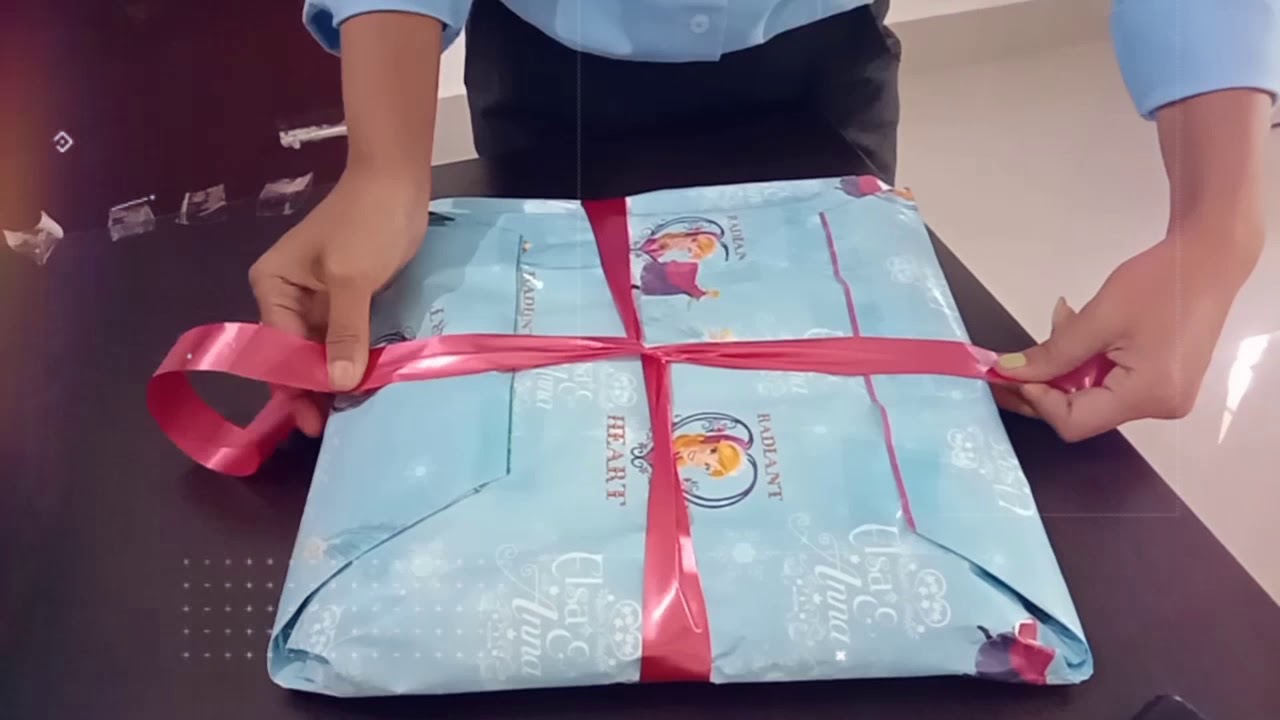 Simple gift packaging video - YouTube