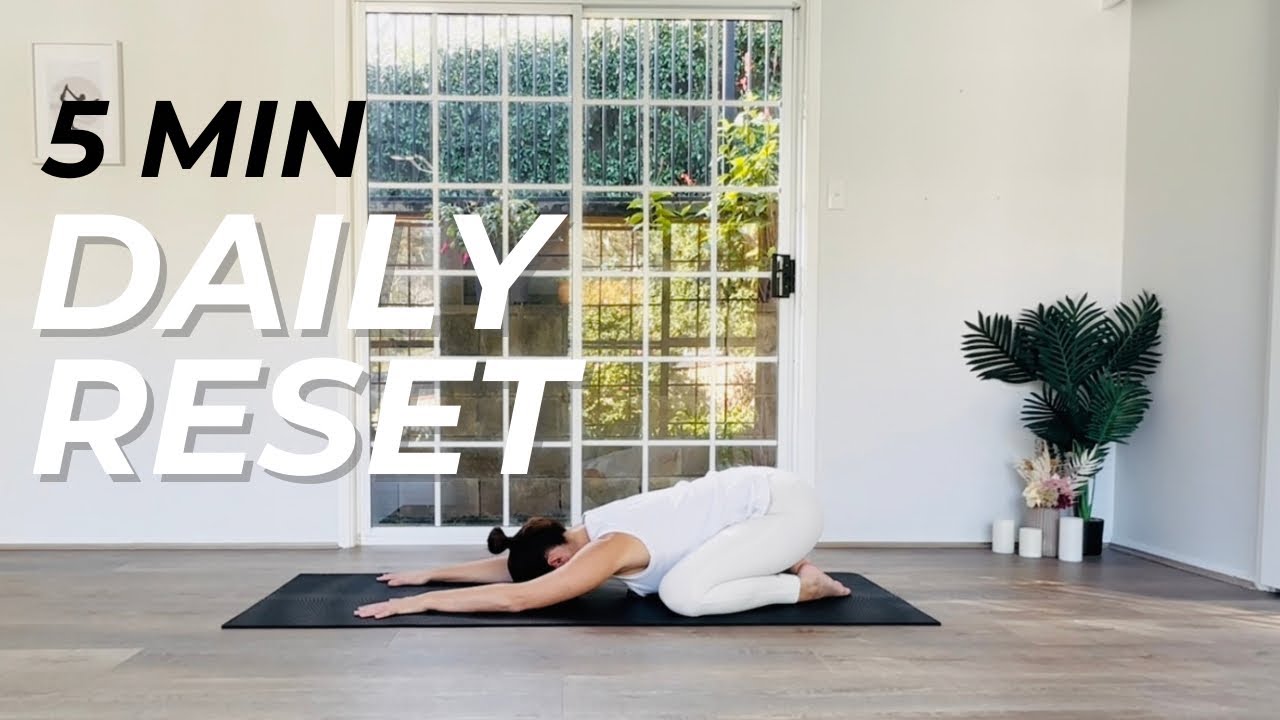 5 Min Yoga Flow- FEEL GOOD flow anytime of the day! - YouTube
