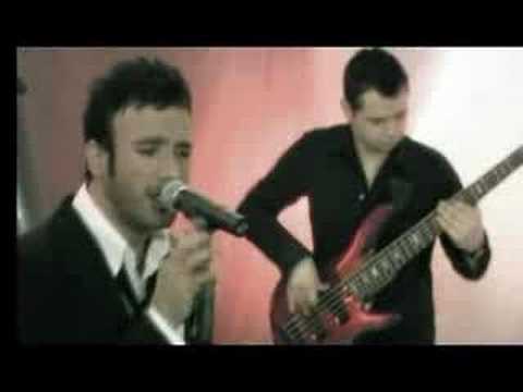 Alex : Bu günlerde