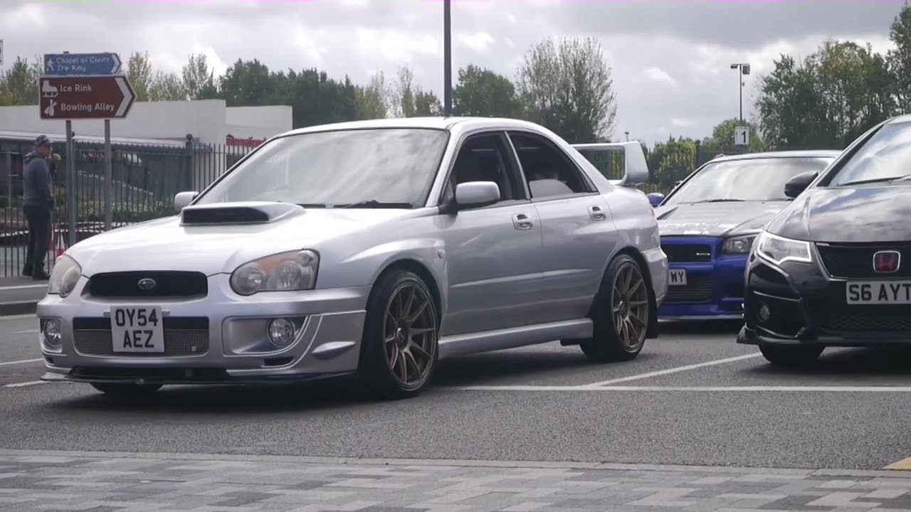 Subaru vs R34 - YouTube