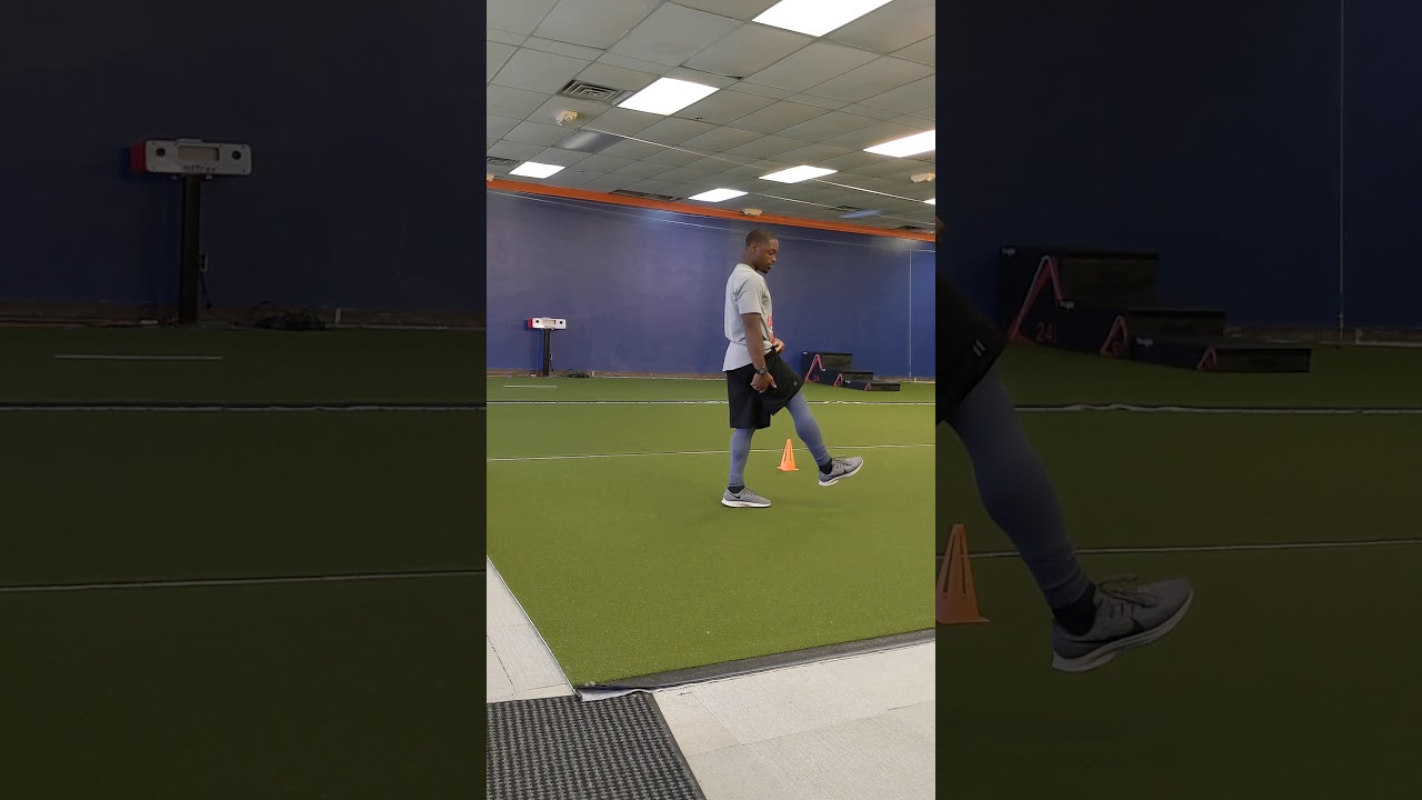 Three Phases Of Running Mechanics - YouTube