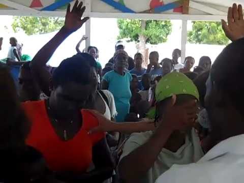 John Smithwick Global ventures team cursade Haiti. - YouTube