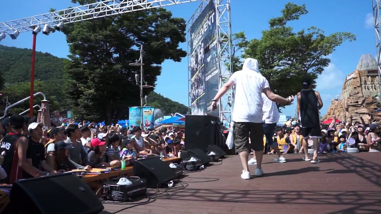 2012 OCEAN WORLD MEGA CONCERT / DJ DOC - RUN TO YOU - YouTube