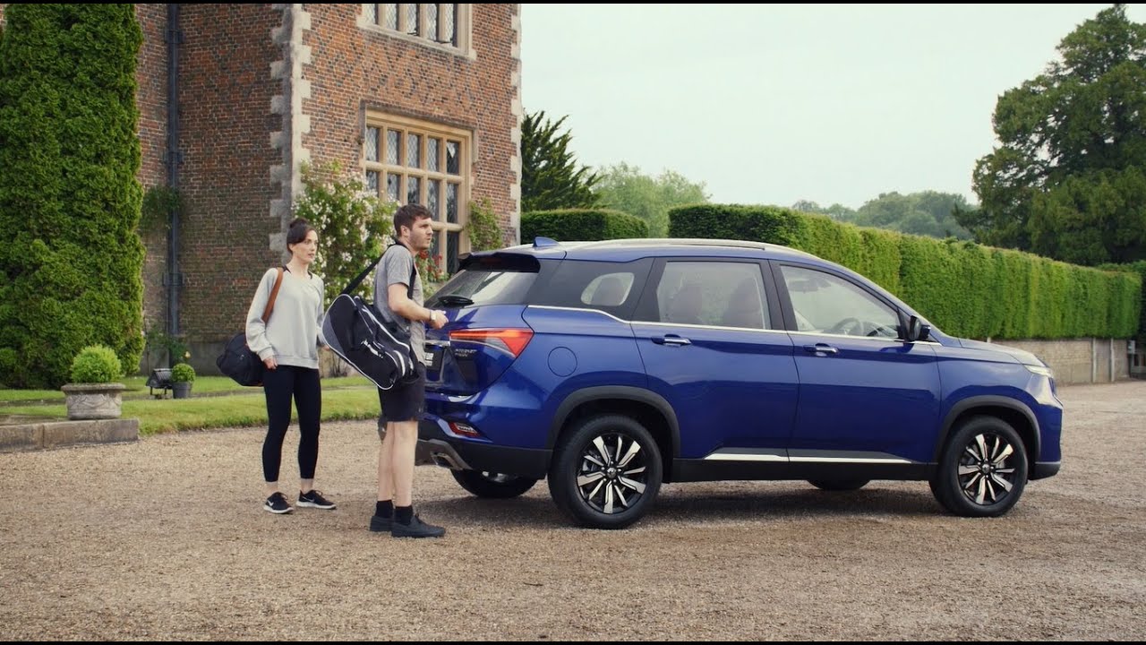 MG Hector Plus | Smart Swipe - YouTube