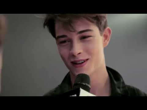 Francisco Lachowski -  Let It Happen