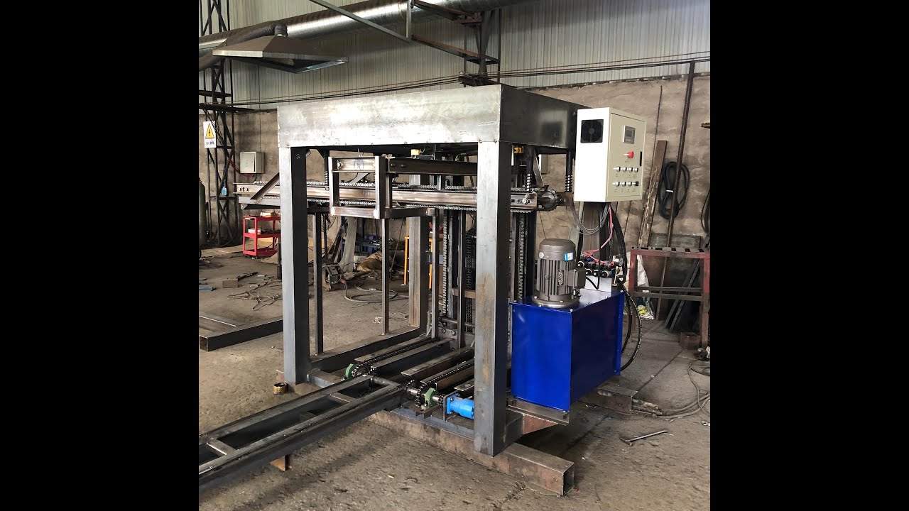 Automatic pallet feeding machine - YouTube