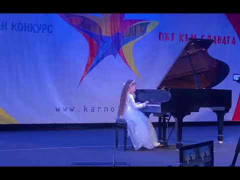 Ayse Derya Piyadeci 6 years old Път към славата