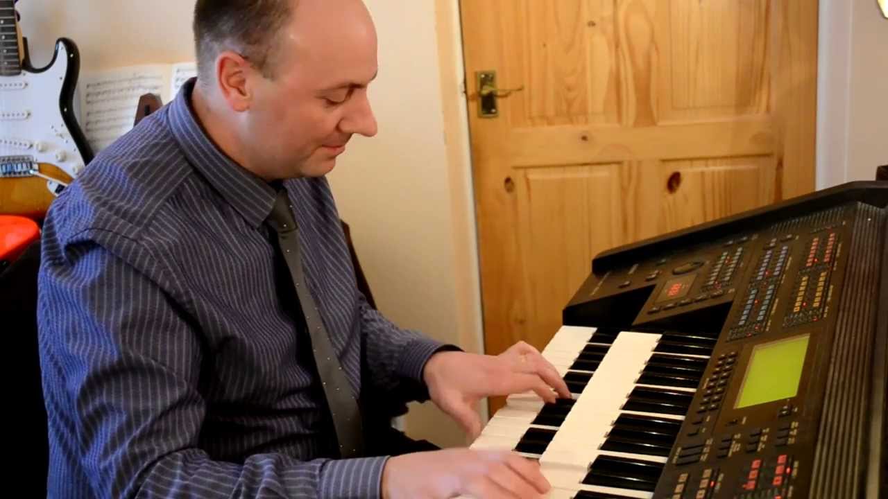 Riverdance - John Hodgetts - Johnny Keys - Yamaha EL-900 - YouTube