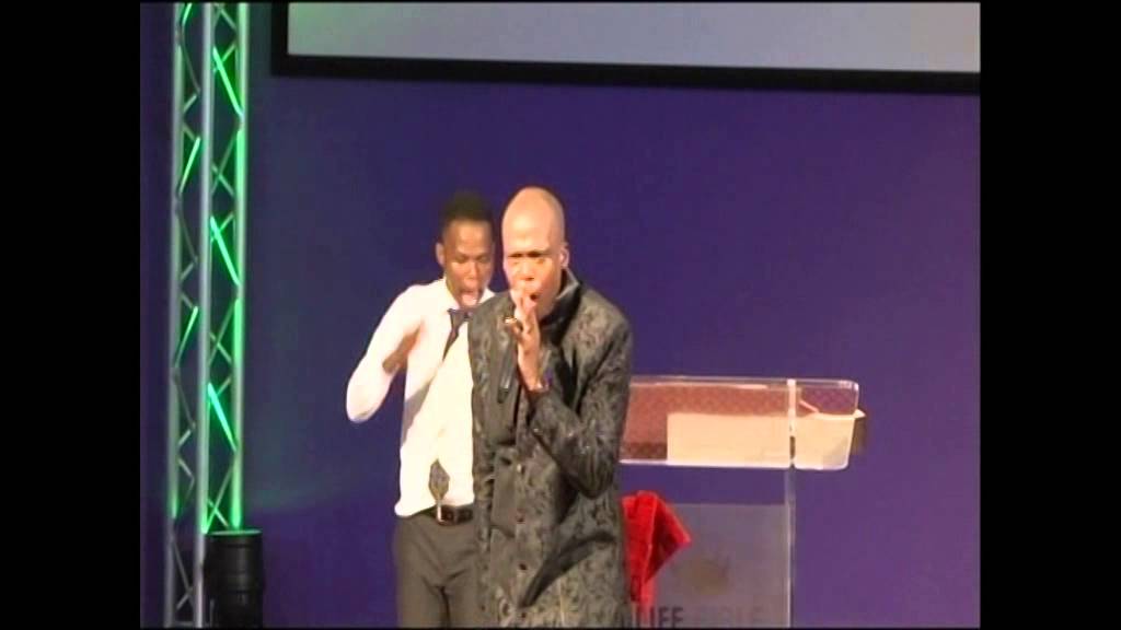 Pastor SW Manyathi - "Kingdom Worship" - In The Moment - YouTube