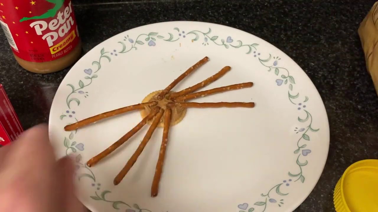 Cooking Cracker Spiders - YouTube