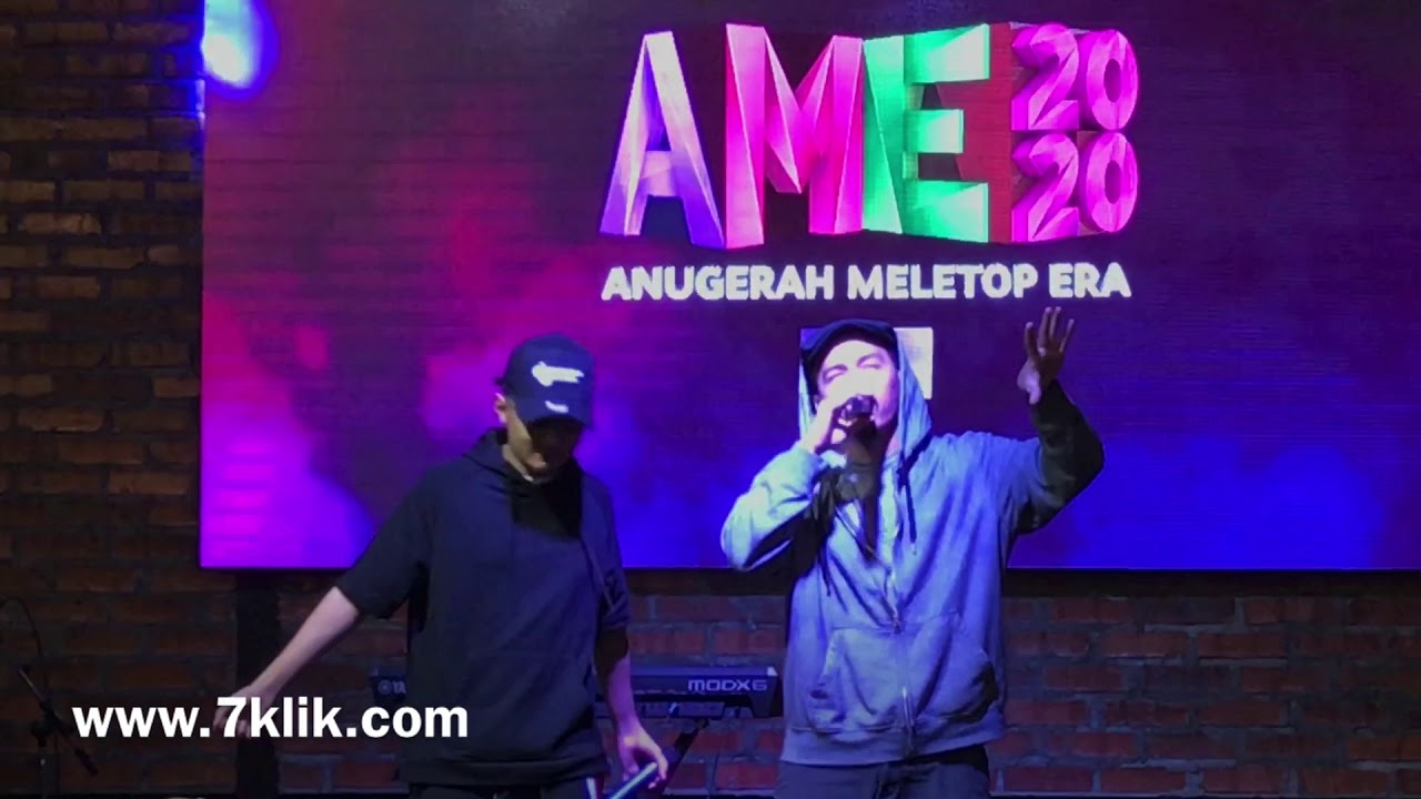 KMY KMO & LUCA SICKTA PERFORM ZUHUD TANPA DATUK M.NASIR - YouTube