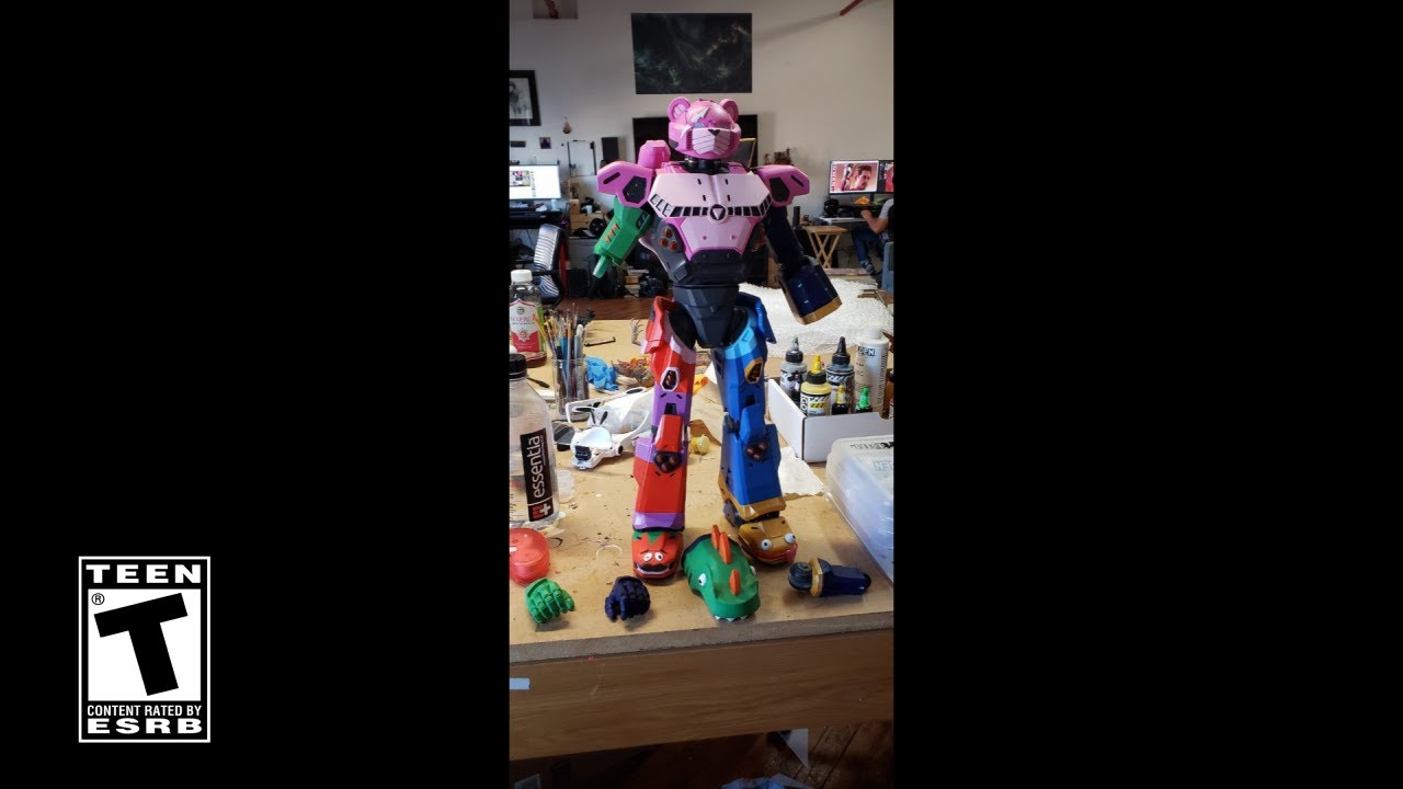 Scrapped Mecha Team Leader figure... - YouTube