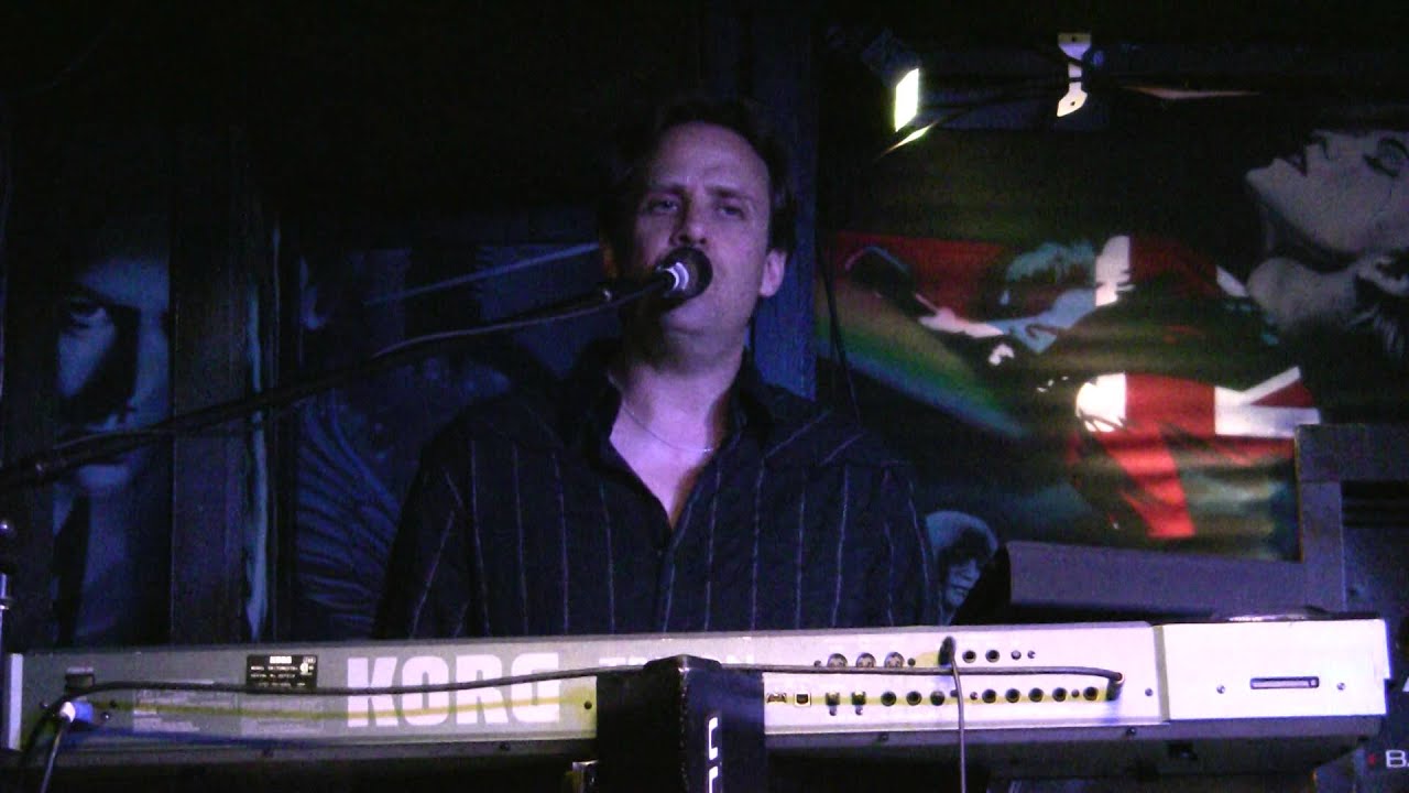 Kenny Friedman - "A Trick of the Tail" - YouTube