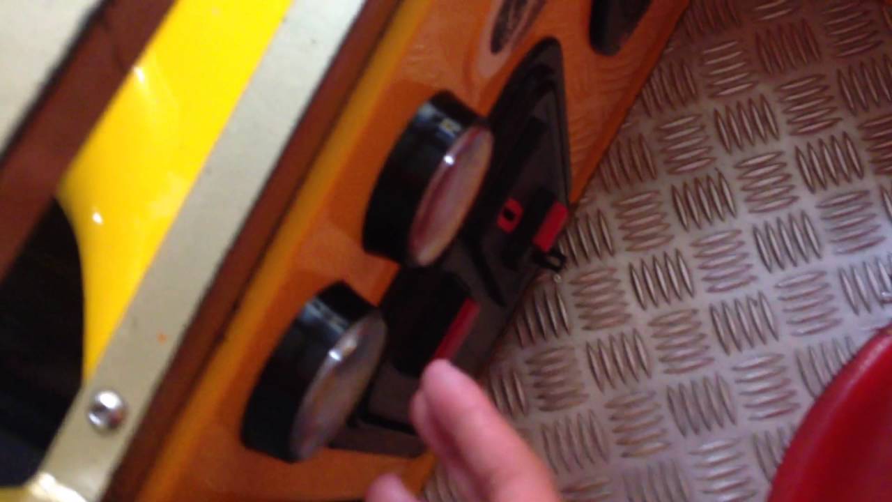 Amutec Brum Kiddie Ride (V1) - YouTube