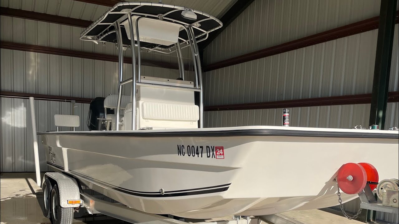 23 Ft. Bay Rider Detail - YouTube