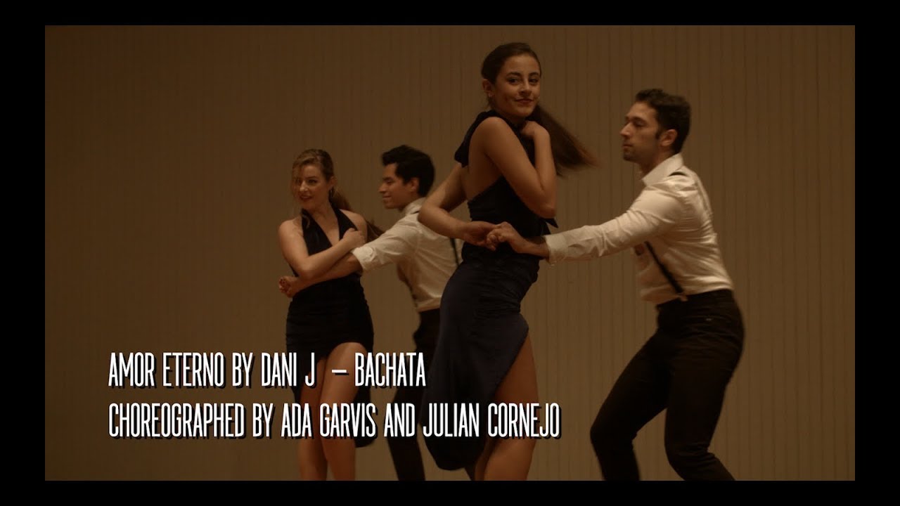 UVA Salsa Club Fall Showcase 2019 #6 Amor Eterno - YouTube